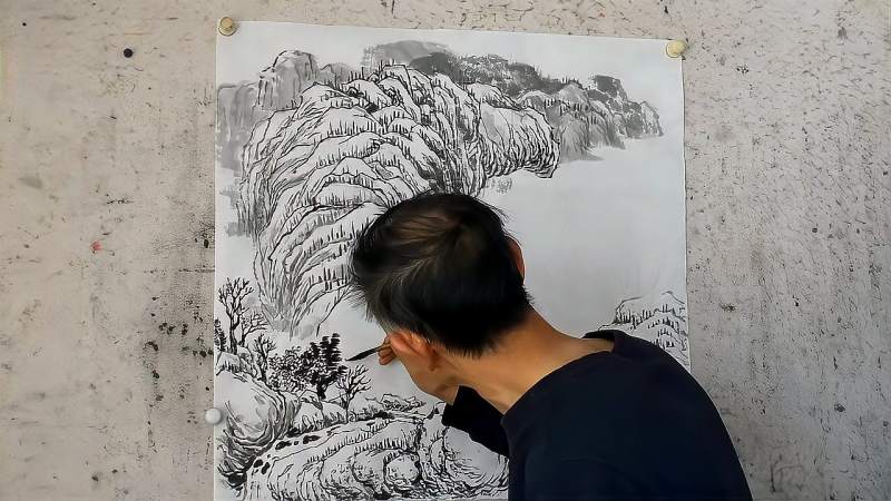 山水画皴法42—2“泥里拔钉皴”的应用,添加杂树,墨稿完成