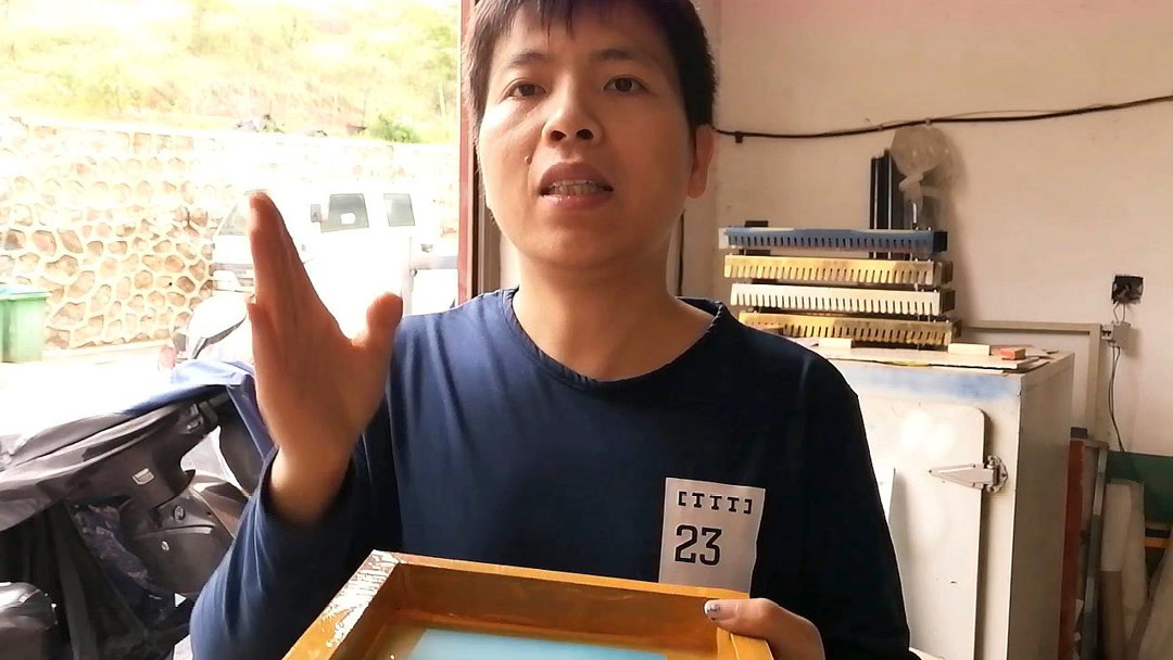 教大家怎么做简单的丝网印刷。自己想印什么印什么