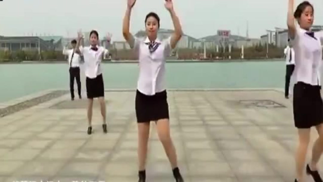 【企业舞蹈】晨操《奔跑吧兄弟》_标清