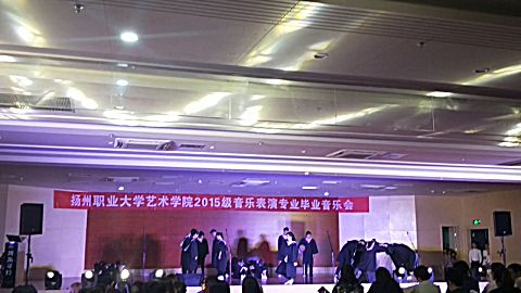 大学毕业季舞蹈《青春纪念册》
