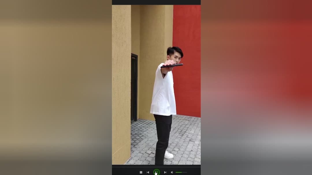AE教程 抖音超火的撩妹特效,如何制作会飞的手机