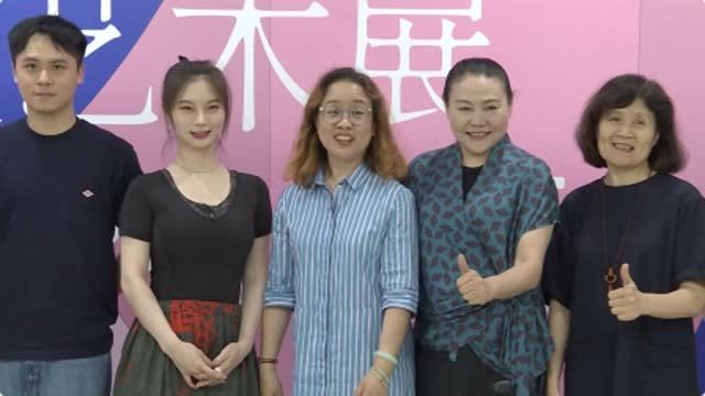 电影海报艺术展开幕 展示当代中国电影海报设计师的创作成果