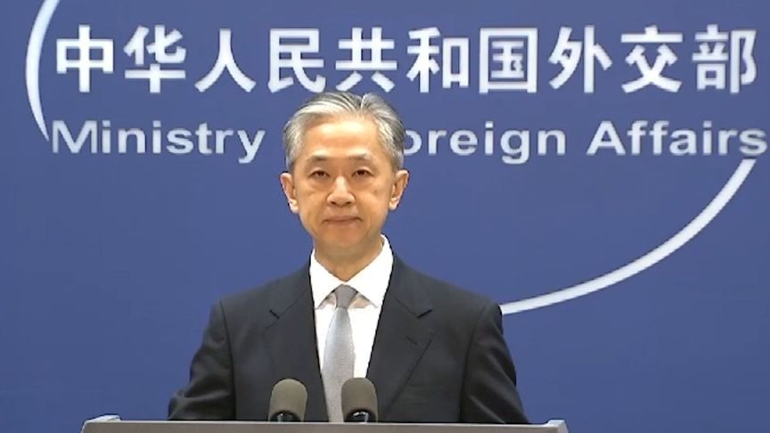 记者就"南海仲裁案所谓裁决"提问 外交部:敦促美方停止挑事生非