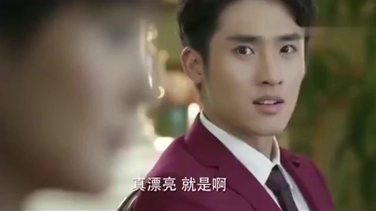 微微一笑很倾城:游戏网友聚会,郑爽惊艳出场!
