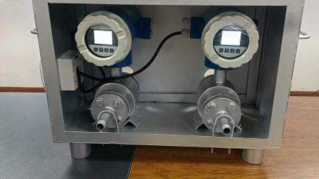 「大泉流量」小口径电磁流量计计量柜,地铁流量控制柜