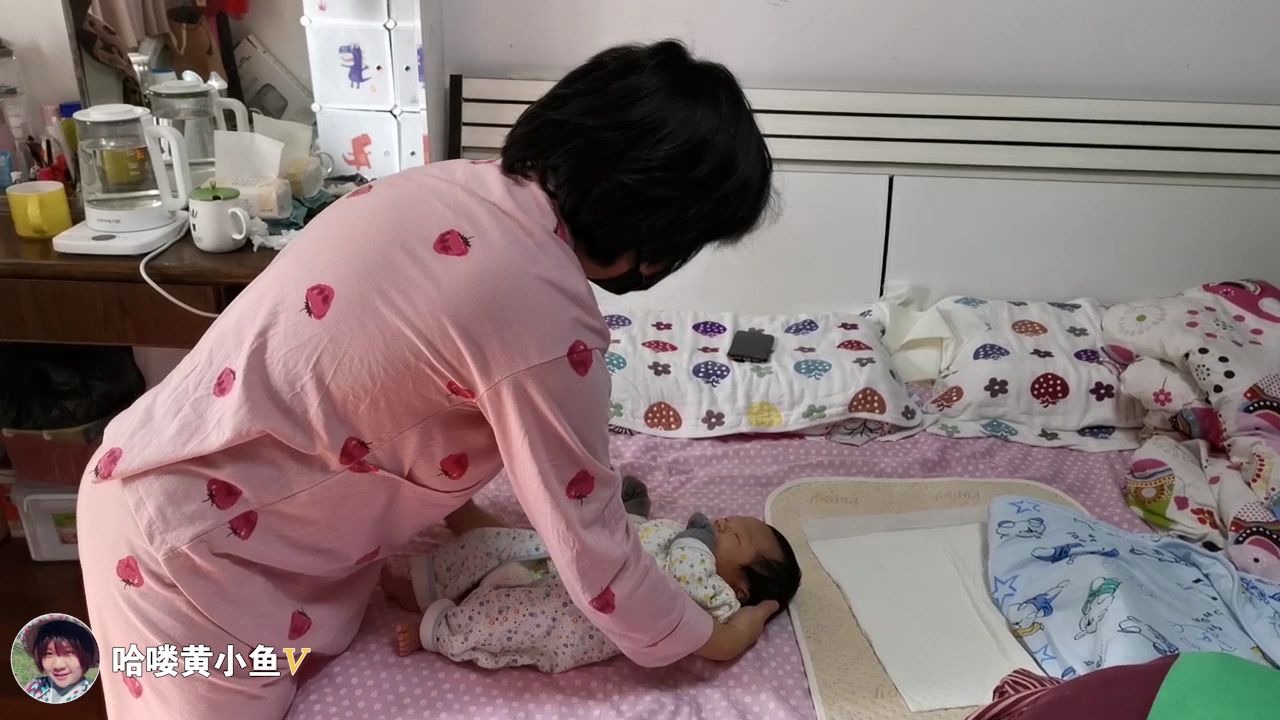 宝妈给1个月宝宝测量身高体重,你家宝宝身高体重是否达标了呢