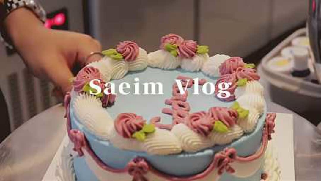 韩国咖啡店vlog | 网红红薯面包的制作过程,DIY文字蛋糕治愈烘焙