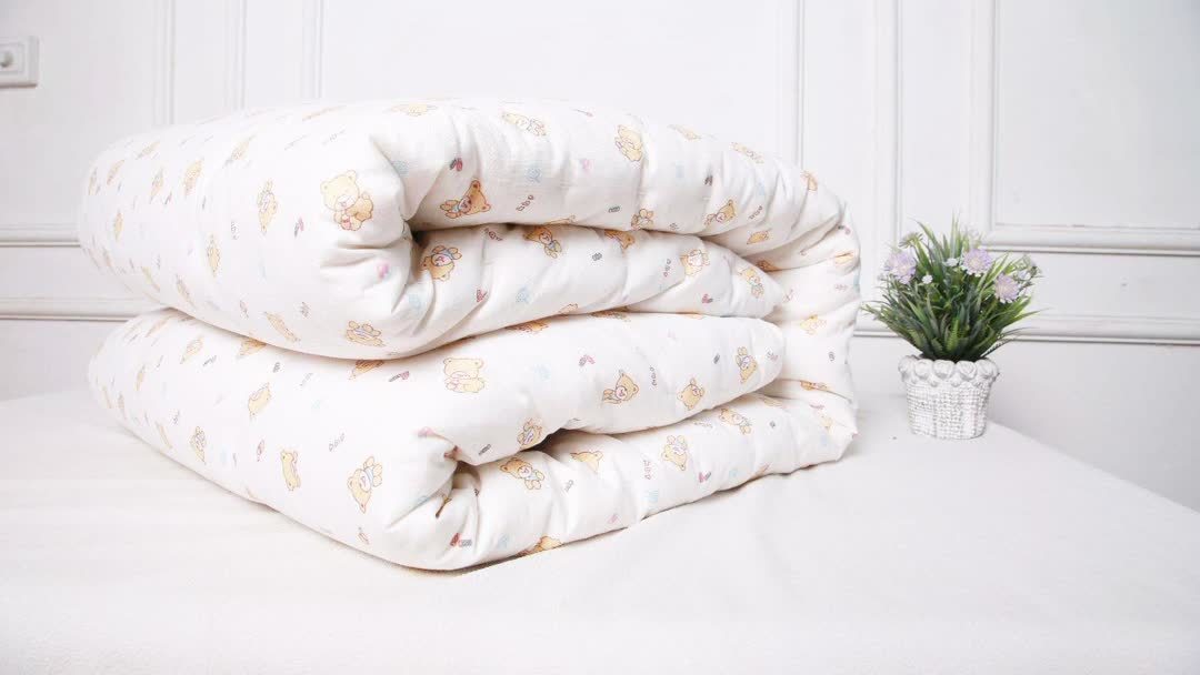 冬天盖被子,羽绒被和蚕丝被哪种保暖更好?被子太厚会影响睡眠