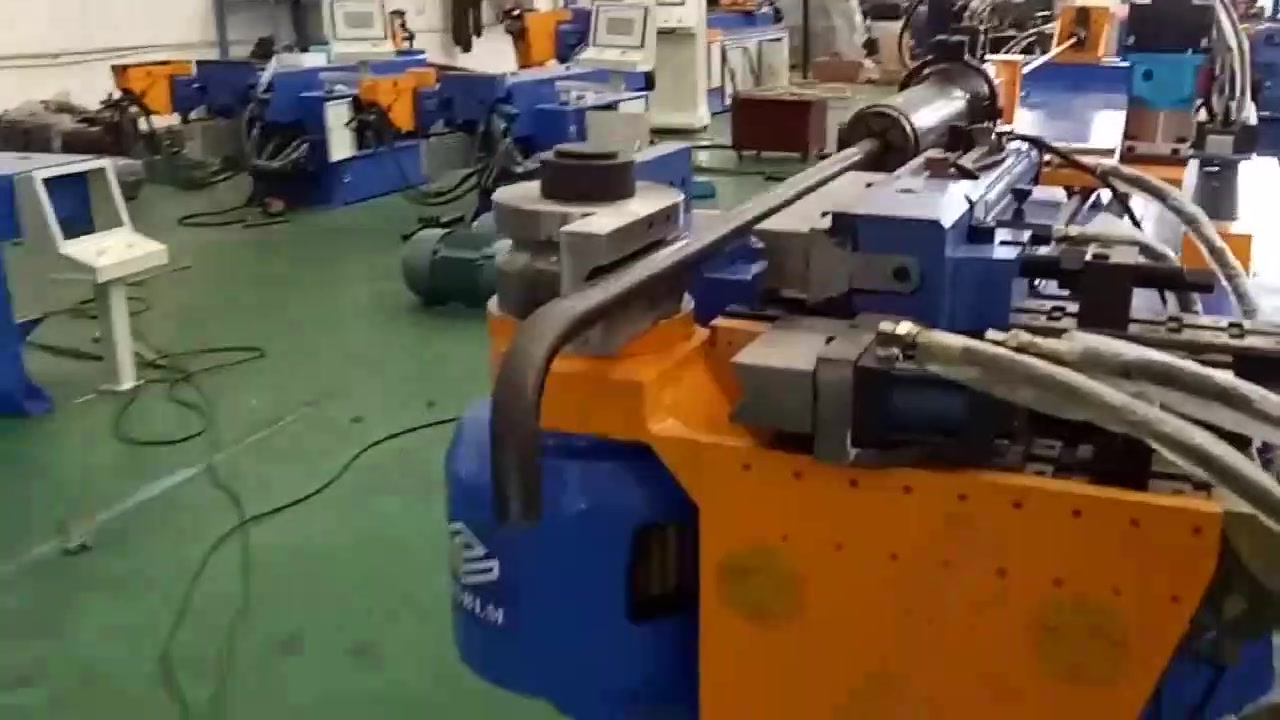 75全自动弯管机视频,冲孔加弯管一体机