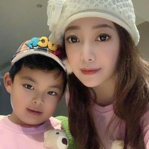 苹果姐姐贝贝妈 