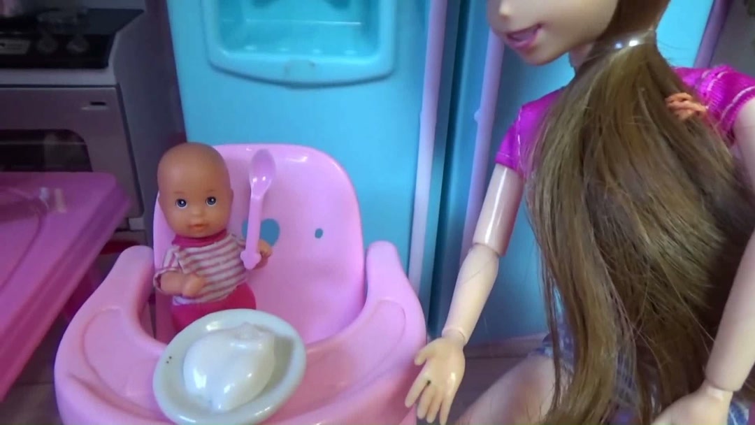 儿童玩具:小芭比娃娃带宝宝!