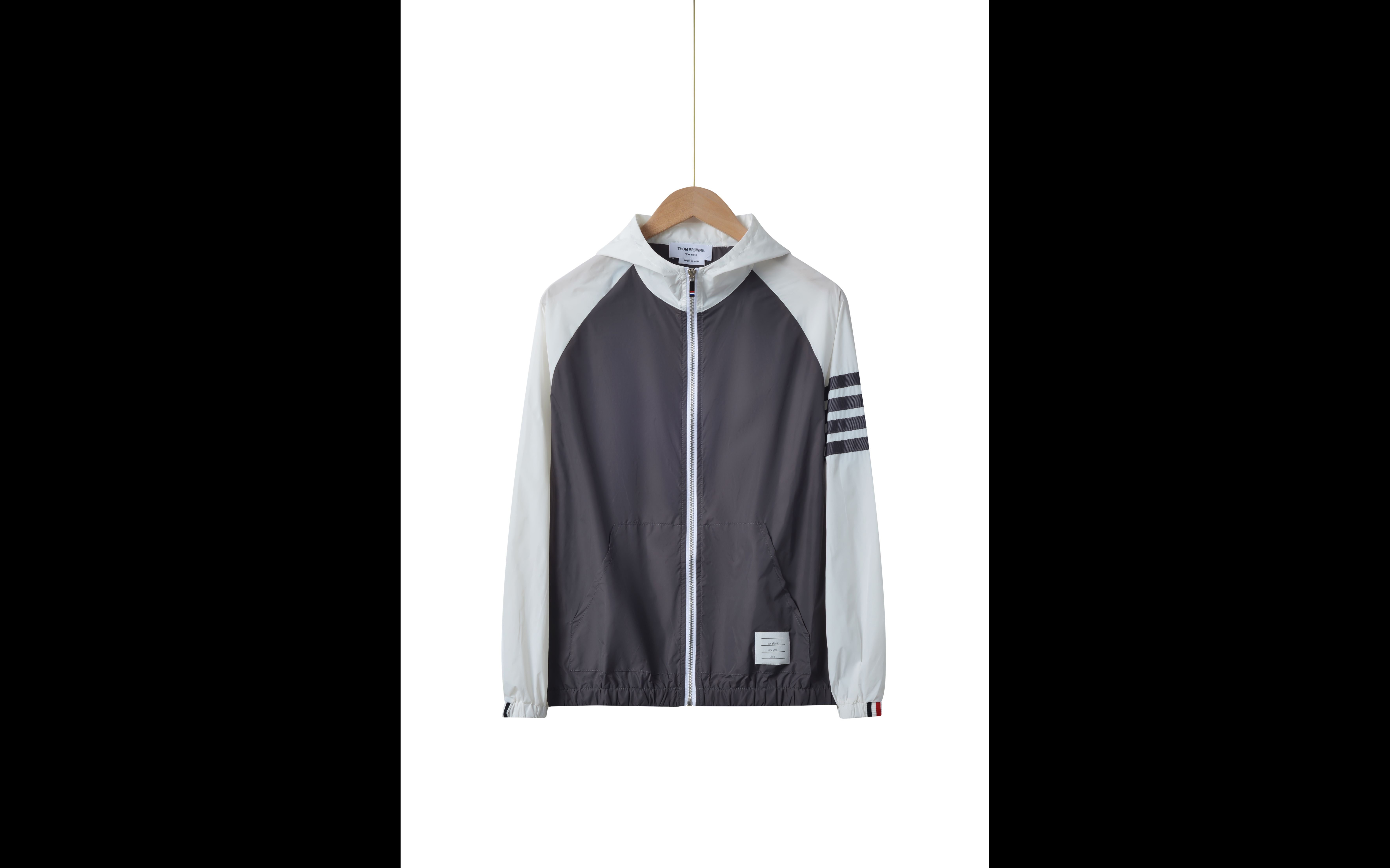 服装防晒服挂拍PS修图去皱过程与思路