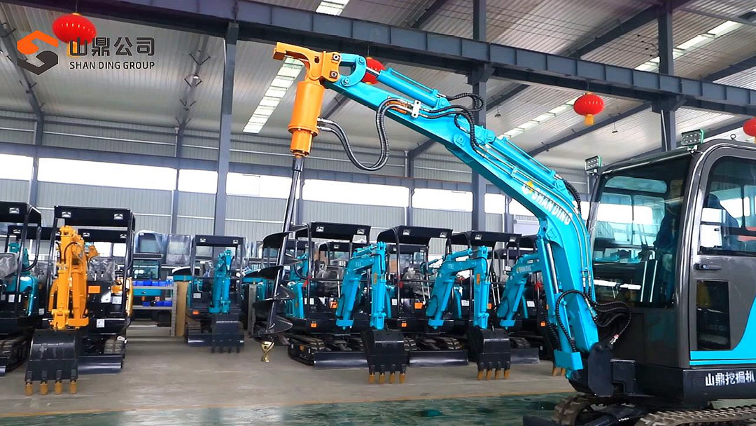 小型挖机带旋挖钻机,这样的钻头钻地 还是挺快的