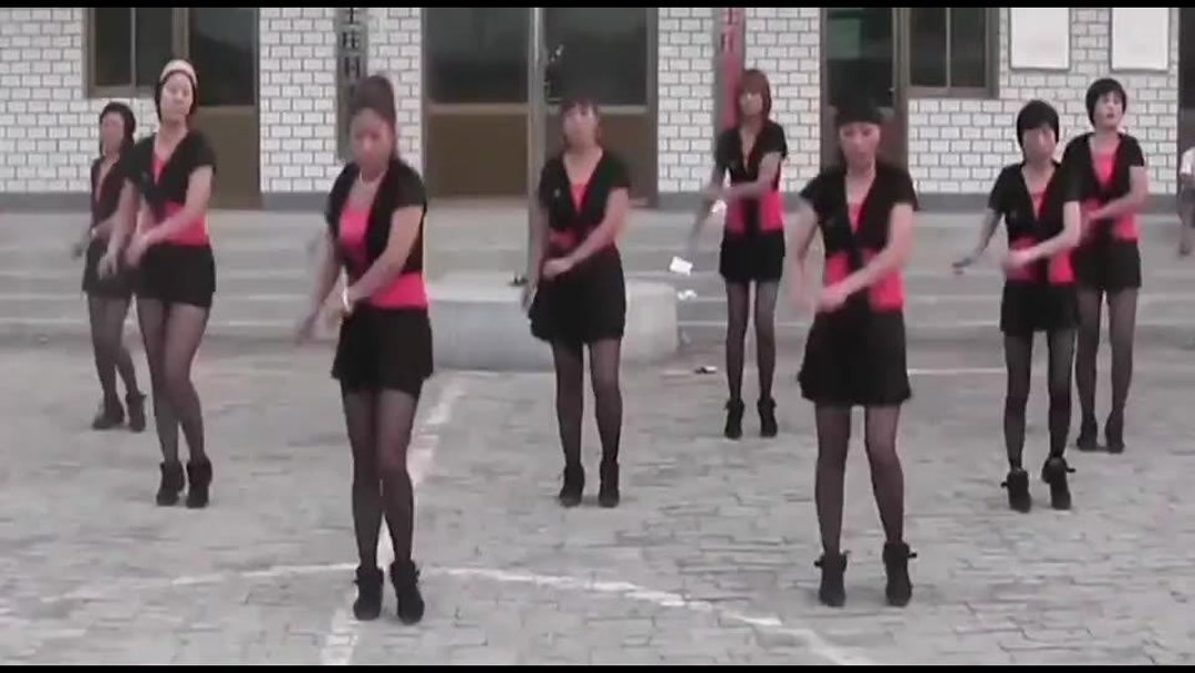 广场舞抓钱舞舞蹈教学< Q