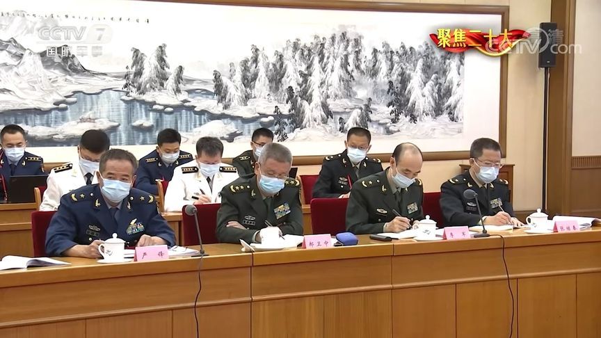 解放军和武警部队代表团继续讨论党的二十大报告