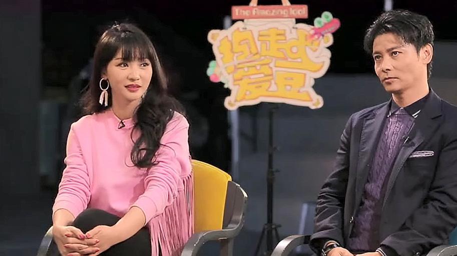 张晋搞笑模仿蔡少芬蹩脚普通话,主持人忍不住哈哈大笑!