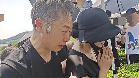 被保姆遗留电梯坠亡女童已被安葬