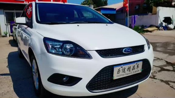 [庆祝][庆祝][庆祝]新到14年经典福克斯 1.8自动挡带天窗