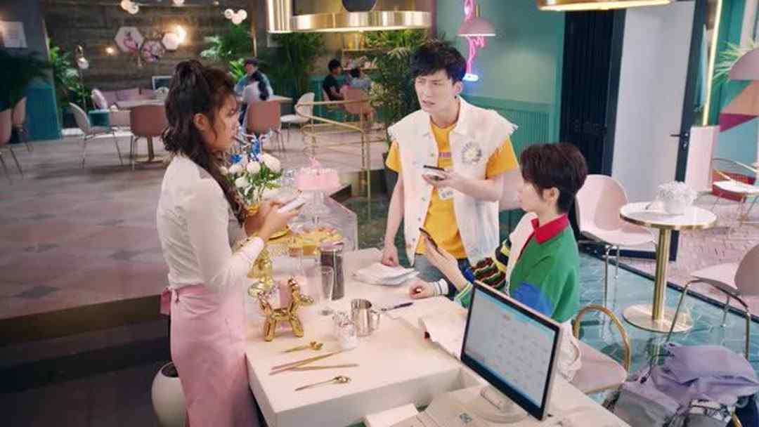 《爱情公寓5》美嘉在群里呼叫大家 号召群雄开武林大会?