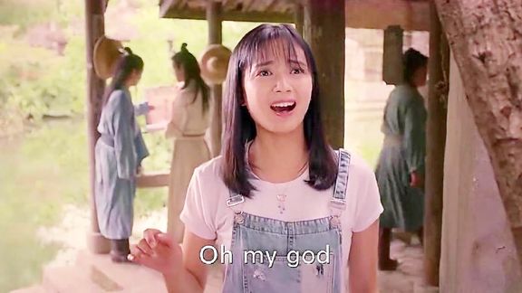 女孩穿越到古代,不料看到跟自己长得一模一样的人,神奇