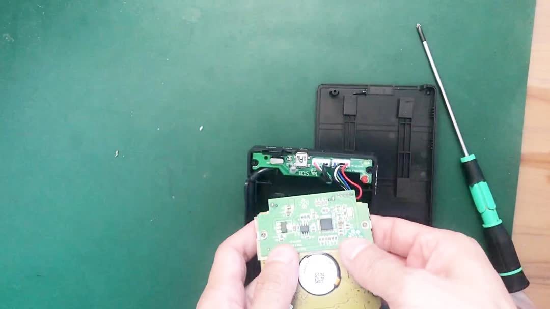 粉丝硬盘固件问题导致硬盘不读取,查故障,修固件,最后成功恢复