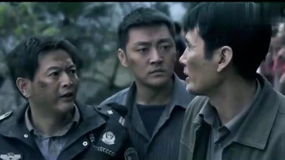 汶川故事:堰塞湖爆破后淹了村庄,凤凰村村民看着家园被吞没掩埋