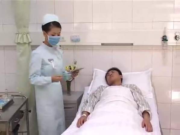 护理操作咽拭子标本的采集法