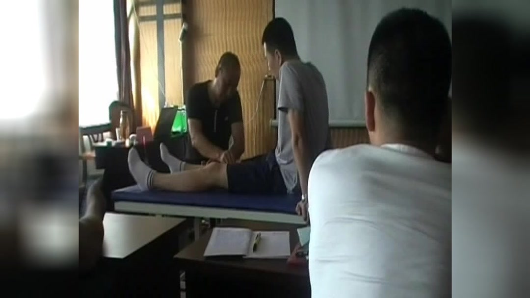 张福忠运动正骨手法操作视频9