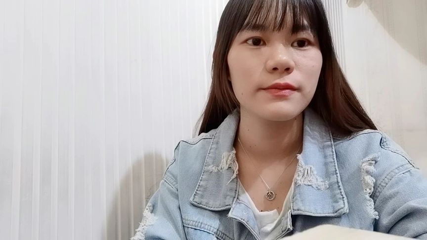 云南九零后,女孩自我介绍,三分钟自我介绍,看看她都说了什么?