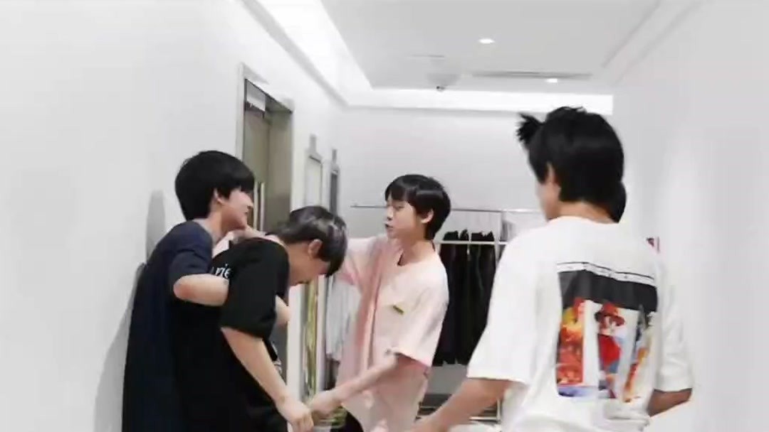 【余宇涵】不愧是三代第一猛男