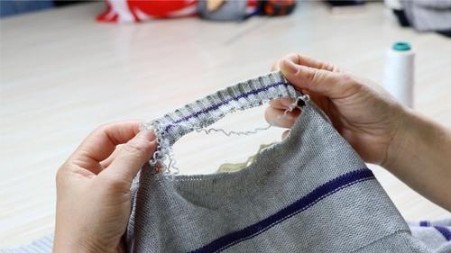 毛衣破洞不要扔,教授傅教你织补小技巧,学会你就厉害了