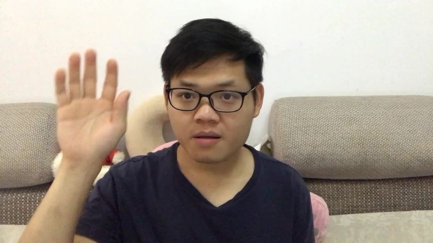 学平面设计专业的小伙,毕业出来干餐饮,网友:浪费时间