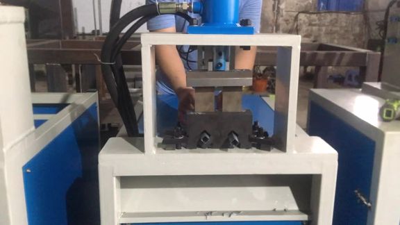 ...ߤ�#液压冲床 #液压冲切机 #模具 #机械设计 #振凯机械 #液压冲孔机