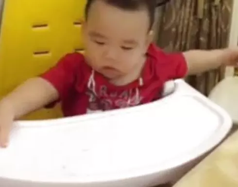 弟弟愤怒的表达方式