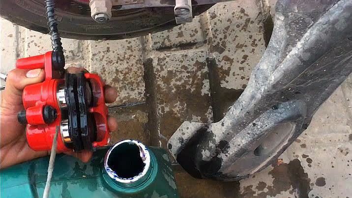 碟刹不灵或者异响怎么办?老师傅教你一招轻松搞定!