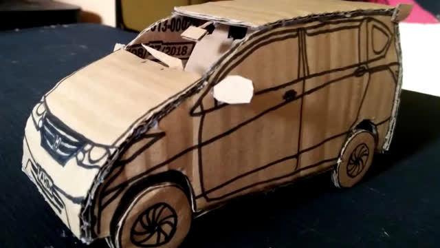 自制本田飞度汽车玩具模型,用废纸箱就可以做,这也太强了