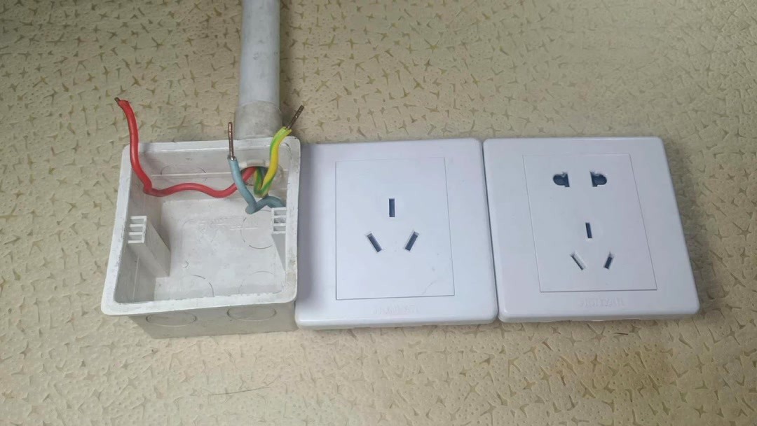 插座上的L、N代表什么意思？学会以后，插座接线再也不求人