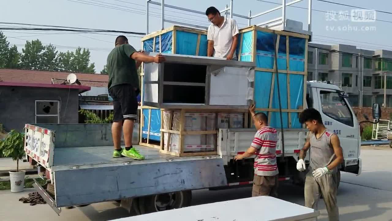 推拉门工作台 不锈钢厨房设备 货架发往大理市