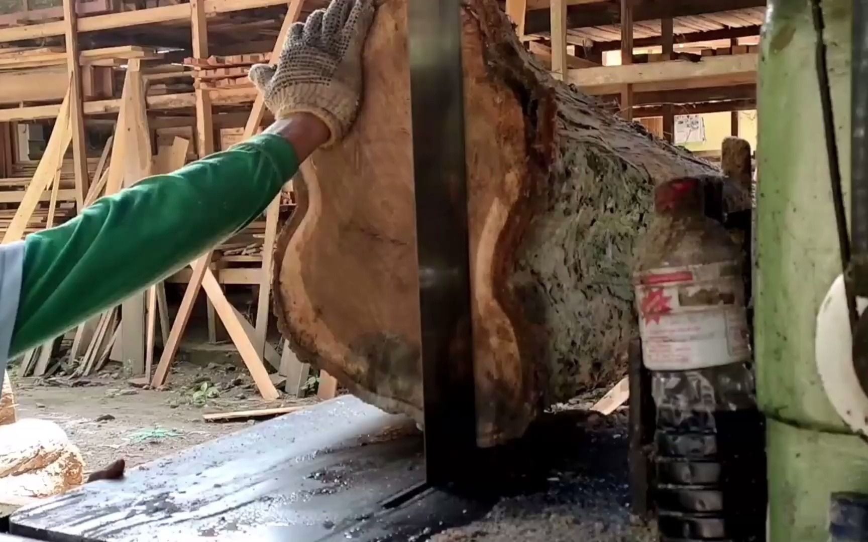 ...宝】家具是室内设计重要组成部分,很多人都会面临选择,我反正选桦木