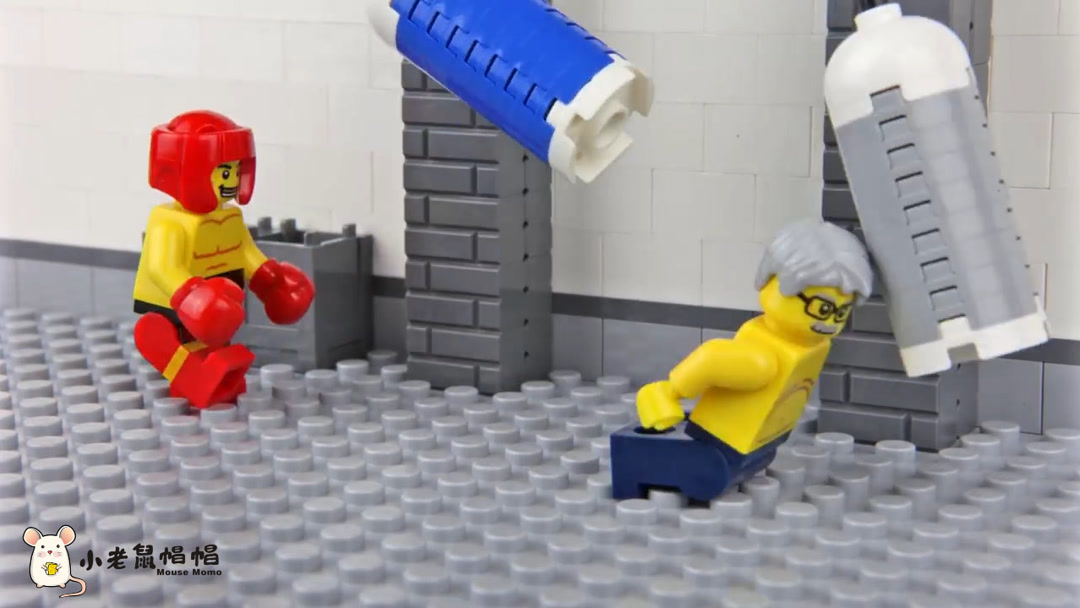 乐高人运动受伤了,他是用什么好玩的方法救治呢?LEGO玩具故事