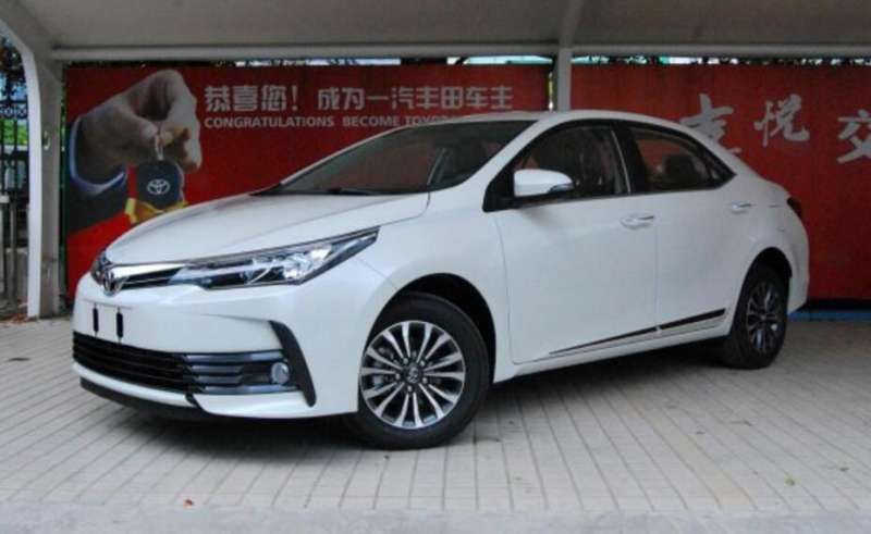 2018款丰田卡罗拉来了!一键启动+LED日间行车灯 配CVT 仅12万