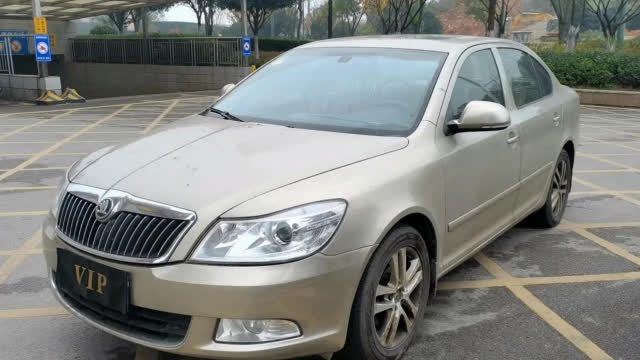 3万多的斯柯达明锐,13年上牌,家用代步练手还是自动挡