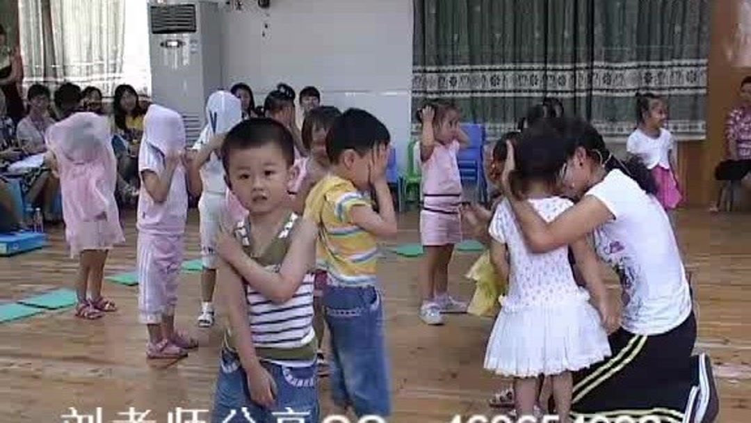 幼儿园公开课视频公开课教案193《公鸡头母鸡头》1_第七届全国幼