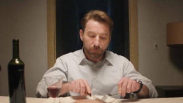 犯罪片,男子天生喜欢食用人肉,专挑好看的吃,没想吃出了感情