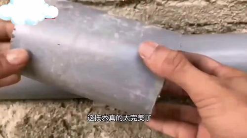 小伙发明出神奇的修复技术,轻松把破损管道修复!