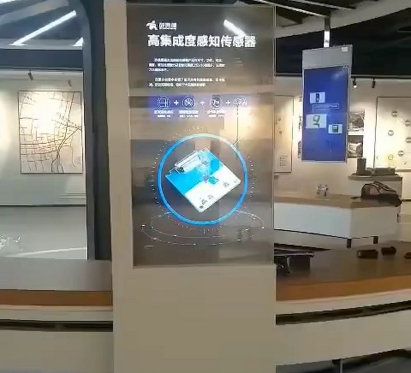 北京北方三益科技的滑轨屏在展厅的应用,触摸操作大大科技化