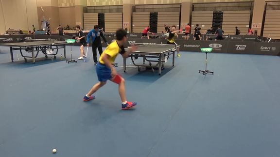 T2钻石赛新加坡站:张本智和训练,正手杀伤力不足