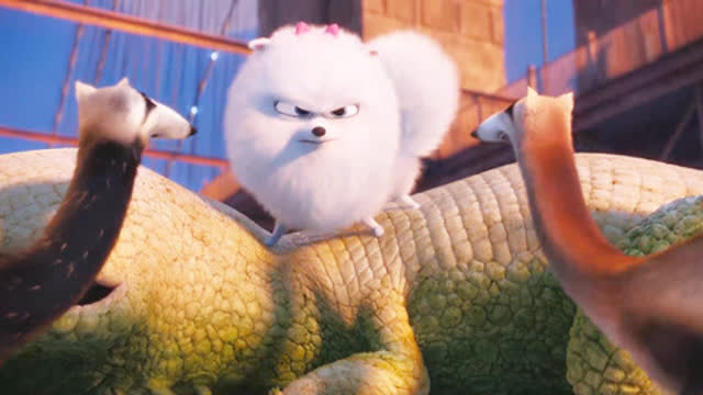 动画电影:表软萌的宠物狗,居然能干翻鳄鱼,别以为我萌就好欺负