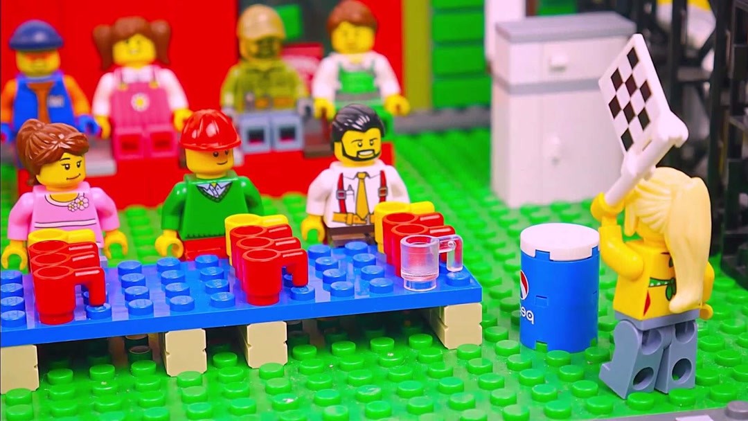 厕所维修好了,终于可以正常上厕所了:幼儿动画 育儿动漫 卡通