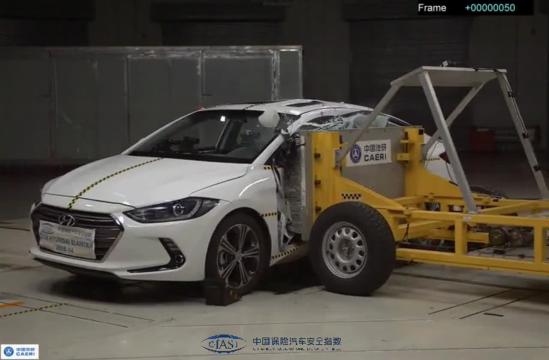 现代 领动中保研侧面碰撞测试
